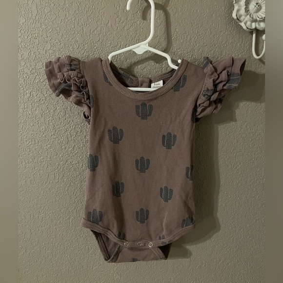 kate quinn | One Pieces | Kate Quinn 218m | Poshmark